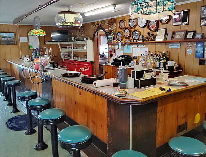 The bar where strangers become friends over cold beers and hot seafood &ndash; Delaware's version of "Cheers" with better food.