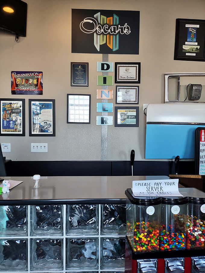 Counter seating where regulars hold court and newcomers become converts with every bite.