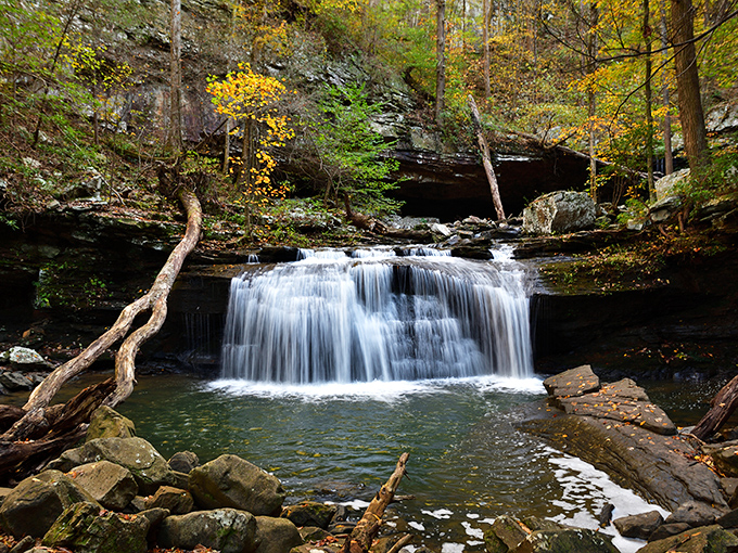 Water meets gravity in a perfect dance at Hemlock Falls. The kind of performance that never gets old, even after millions of years.