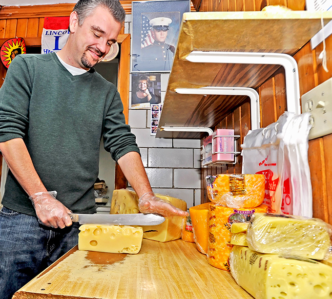 Watching a master at work is like seeing culinary poetry in motion. This cheese-cutting performance deserves a standing ovation.
