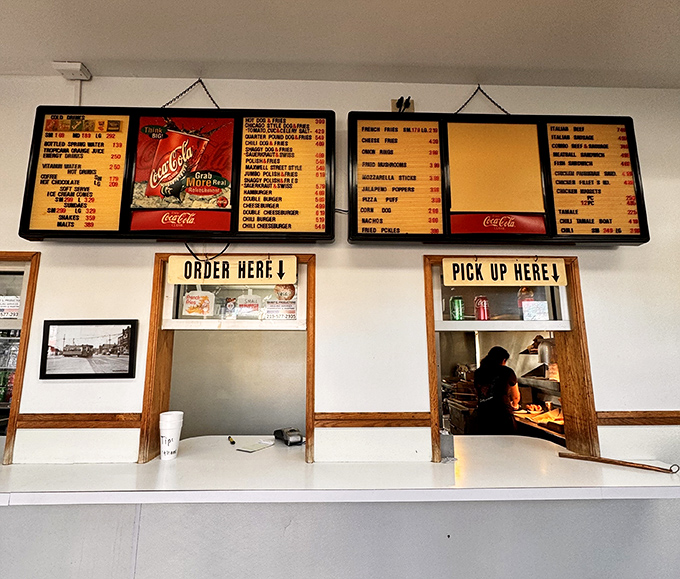 "Order Here" and "Pick Up Here"&mdash;the simplest instructions that lead to the most satisfying results. Chicago efficiency at its finest.