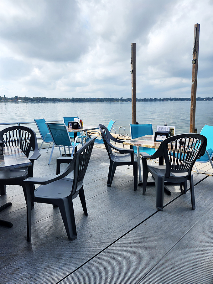 The office view for Florida's luckiest restaurant staff - where every table comes with a side of lake breeze and wildlife spotting.