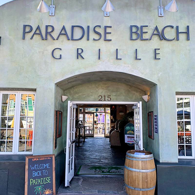 Paradise Beach Grille welcomes you back to paradise&mdash;as if you ever left when you're in Capitola.