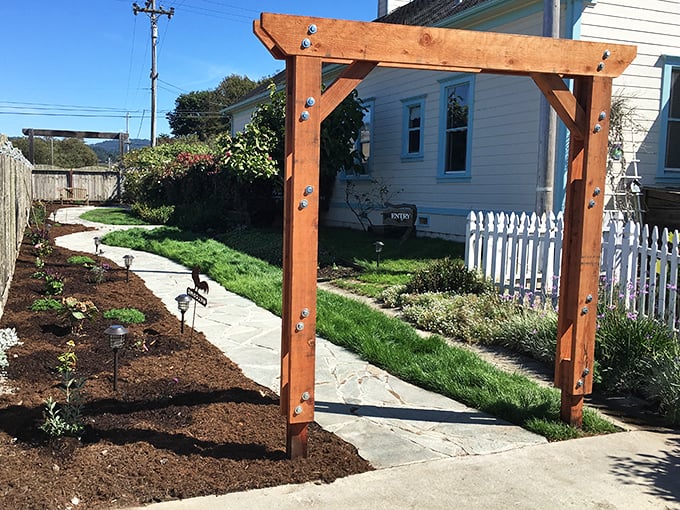 Garden pathways that lead to nowhere in particular are exactly the point in Pescadero, where meandering becomes an art form.