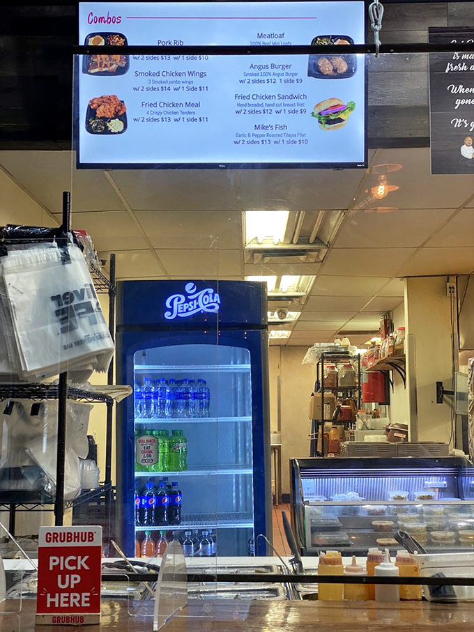 Modern efficiency meets old-school flavor at the pick-up counter, where hungry Pittsburghers collect their Southern comfort to-go.