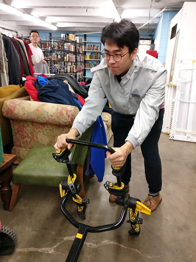 Serious thrifters know the joy of discovery. This shopper examines exercise equipment that costs a fraction of retail—proving one person's discard is another's treasure.