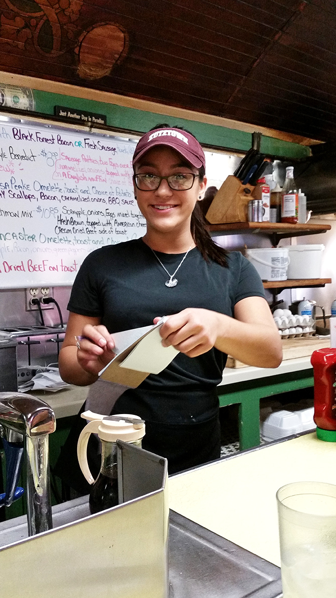 Service with a genuine smile &ndash; the secret ingredient that makes every meal taste better.