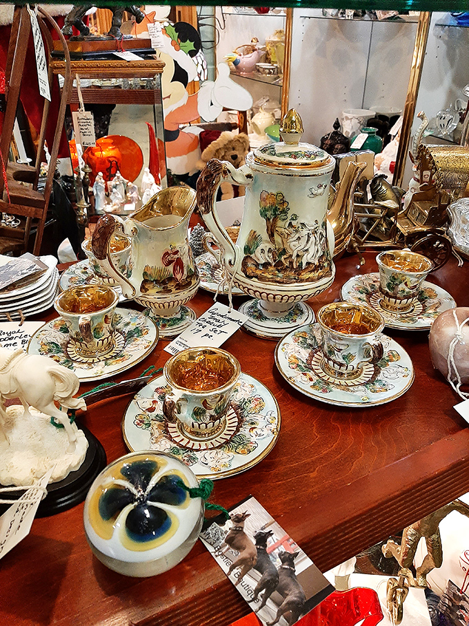 This ornate tea set isn't just dishware&mdash;it's a portal to genteel afternoons of a bygone era. Downton Abbey, Florida edition.