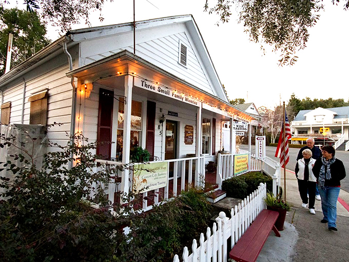 "Three Small Family Wineries" proves good things come in small packages. This cozy tasting room offers liquid gold that's far more enjoyable than the metal version.