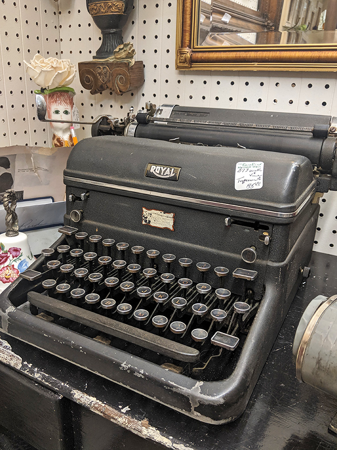 This Royal typewriter has probably written love letters, resignation notices, and maybe even the Great American Novel that never made it to print.