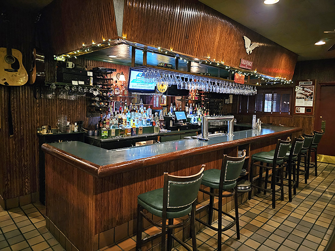 The bar area: where locals gather to debate important matters like Eagles vs. Steelers and whether cannolis should have chocolate chips.