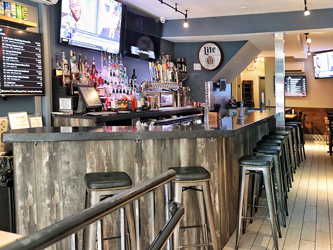 The bar at Cleavers invites you to settle in and stay awhile. Because the only thing better than a great sandwich is one paired with the perfect drink.
