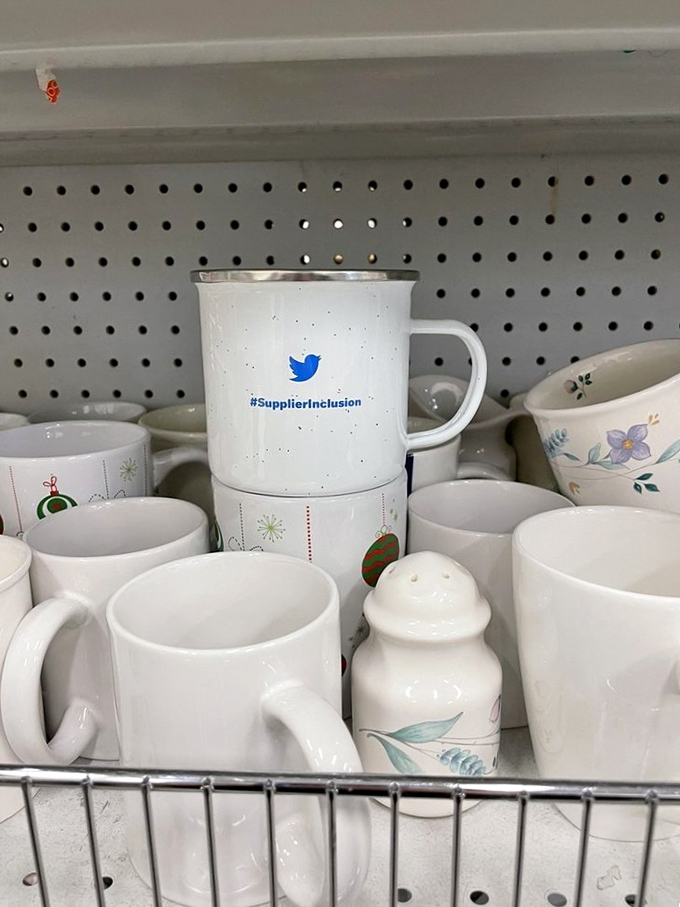 Mugs with corporate logos tell silent tales of tech companies past and present&mdash;Silicon Valley history at $1.99 each.