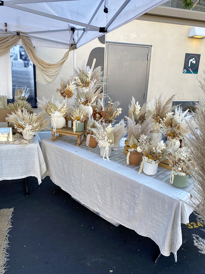 Dried flower arrangements that won't trigger your allergies or need watering. Bringing that "effortlessly bohemian" vibe to homes since Instagram made it mandatory.