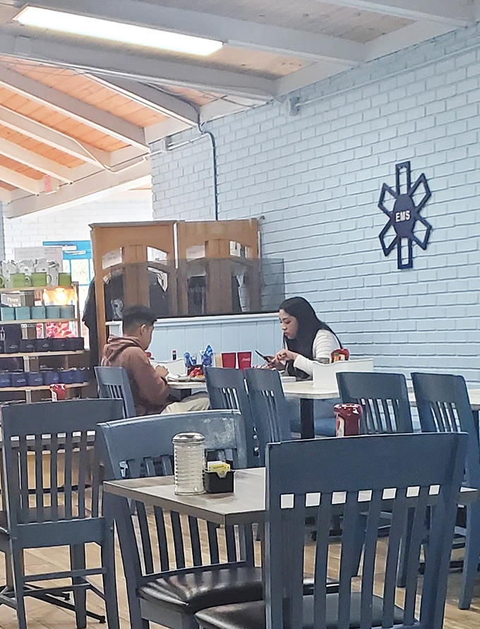 Diners settle into the comfortable space where conversations flow as freely as the coffee, creating that community feeling that chain restaurants can only dream about.