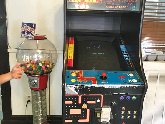 Even the games here have that authentic retro charm that makes waiting for food part of the fun.