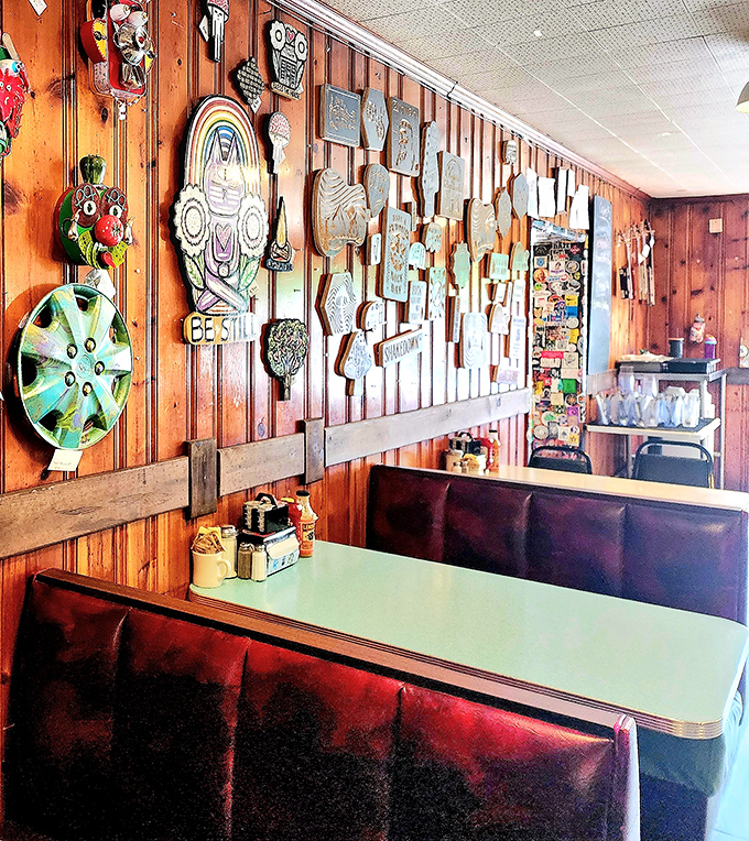 Red vinyl booths that have cradled thousands of happy customers through countless food comas. They've seen things, these booths.