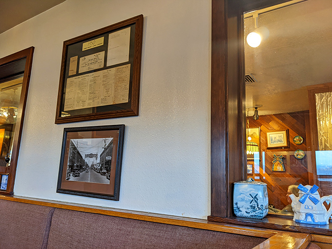 Wall decorations that tell stories of coastal Oregon while you wait for your pancakes. History lessons are always better with coffee.