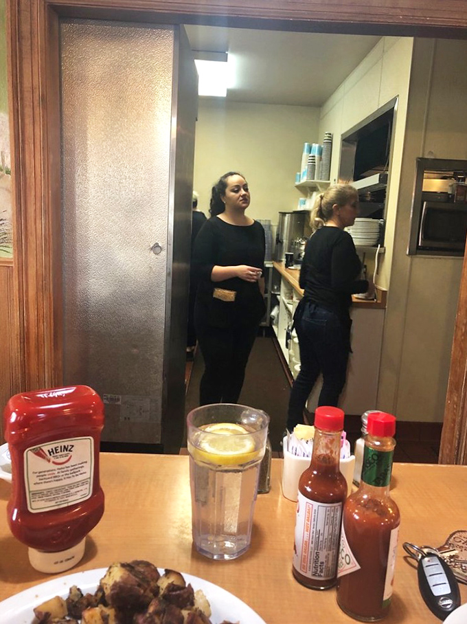 Behind every great breakfast is a hardworking kitchen team, moving with the choreographed precision of breakfast ballet performers.