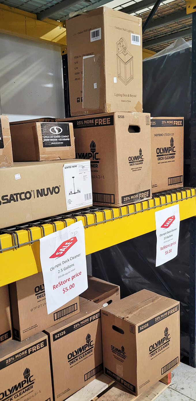 Contractors' leftovers become DIYers' treasures. That deck cleaner might just inspire your next weekend project.