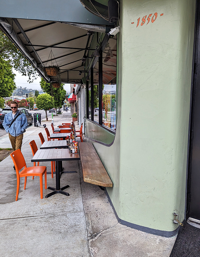 Sidewalk dining in Los Feliz means people-watching with a side of sunshine—the perfect accompaniment to whatever's on your plate.