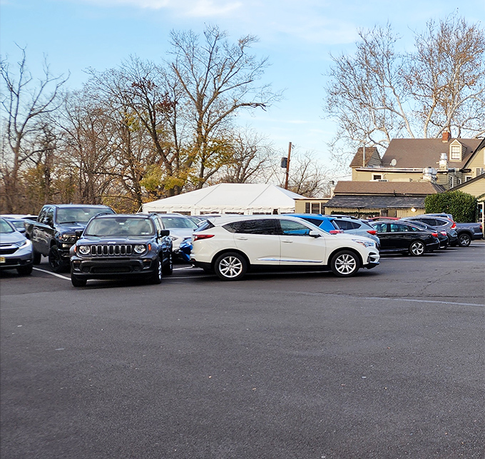 Even the parking lot speaks to the restaurant's popularity. Each car represents someone who knows the secret of that meatloaf.