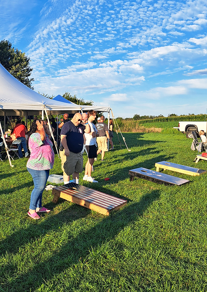 Tailgates down, chairs out &ndash; this is how you properly prepare for outdoor cinema.