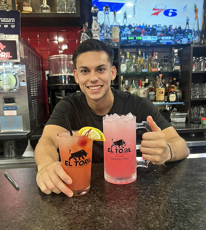 Behind every great margarita is someone who knows exactly how much lime makes magic happen. That thumbs-up speaks universal language.