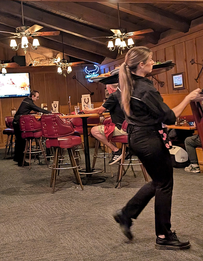 Where efficiency meets hospitality. Cattlemens' staff moves with the choreographed precision of people who truly understand hunger.