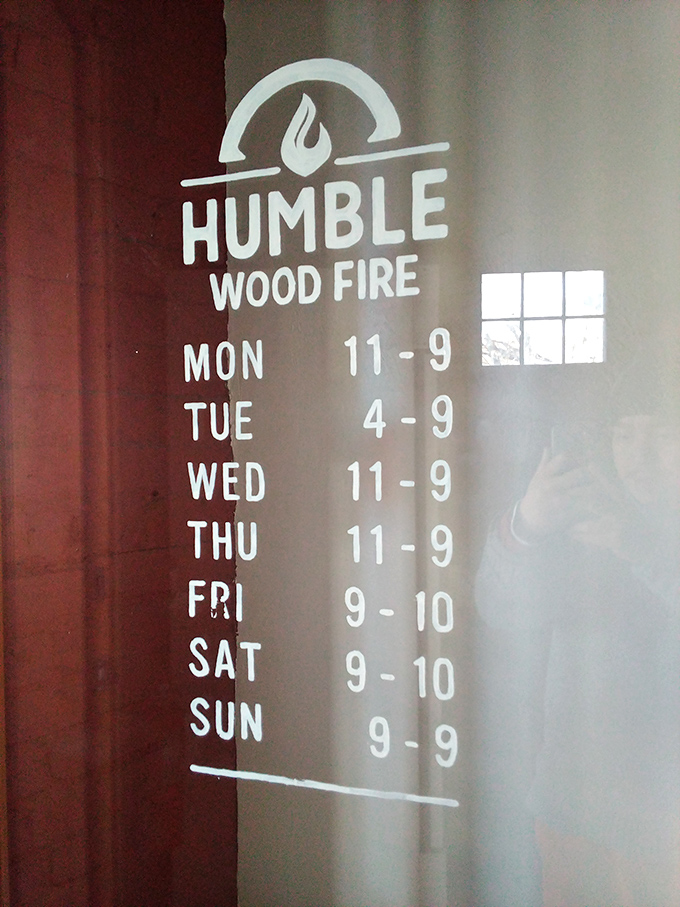 Time is but a construct, except when it comes to pizza hours. Mark your calendar accordingly&mdash;these are the golden hours of access.