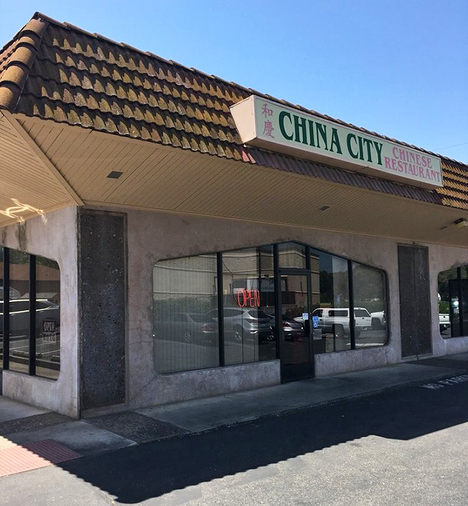 Behind this unassuming facade lies a treasure trove of authentic flavors that locals have been enjoying for years.