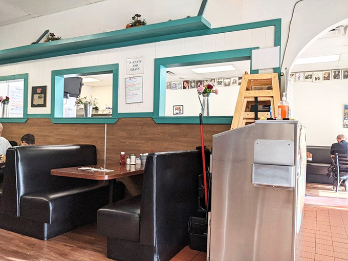 Comfortable booths invite you to linger over that second coffee &ndash; the turquoise trim adding a touch of retro charm.