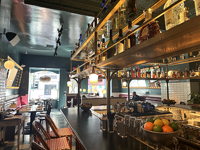 The way that natural light pours in through those windows makes even waiting for your food feel like you're in a Parisian film.