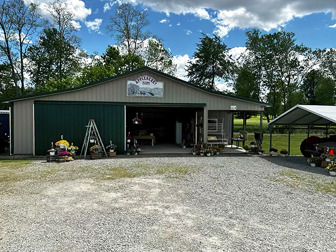 Appleberry Farm embodies the rural charm that city folks dream about when they're stuck in rush hour traffic fantasizing about escape.