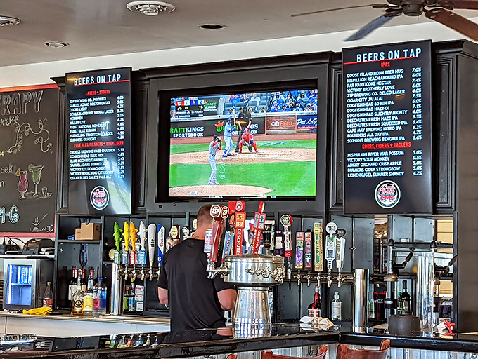 The bar's digital beer menu changes as frequently as the tides. Baseball on TV and cold brews on tap&mdash;a perfect pairing.