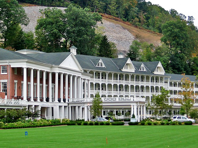 Bedford Springs Hotel sprawls majestically across manicured grounds, offering luxury that presidents and celebrities have long cherished.