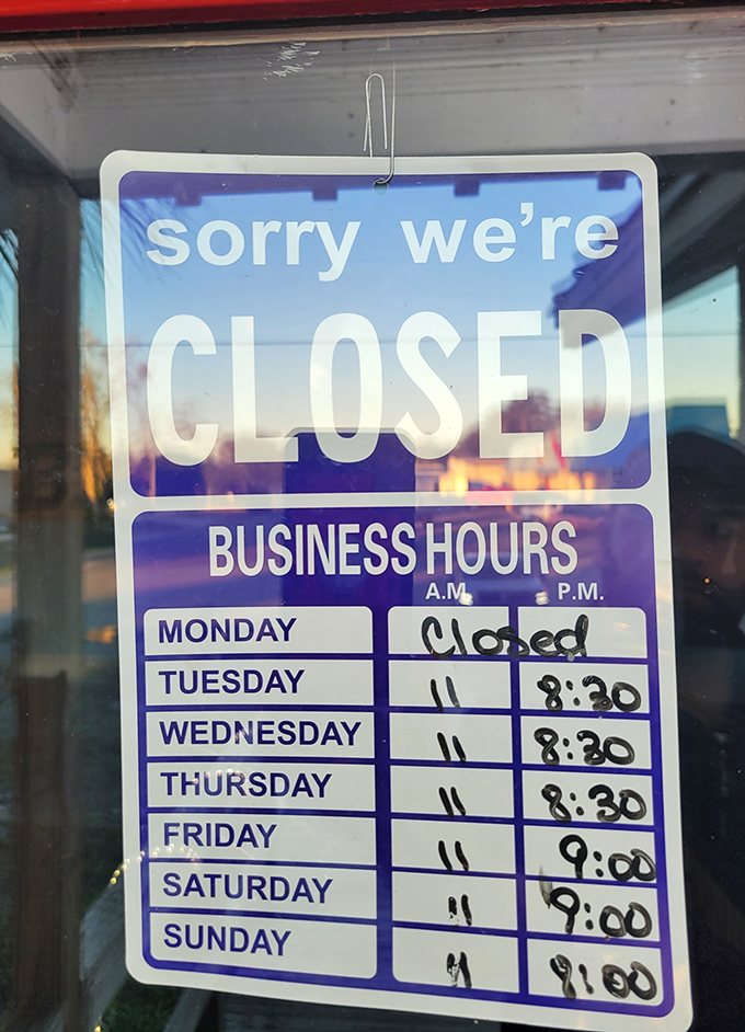 These hours aren't for convenience; they're for quality. When you're serving the freshest catch, you operate on the ocean's schedule, not corporate demands.