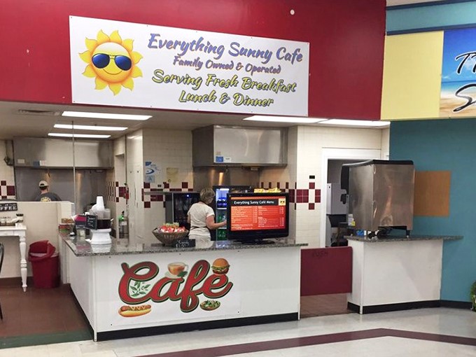 The Everything Sunny Caf&eacute; offers shopping sustenance when treasure hunting depletes your energy reserves. Bargain browsing builds an appetite!