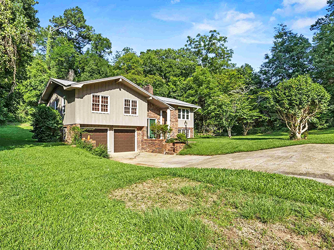 Split-level living surrounded by mature trees offers the privacy and space that downsizing doesn't have to mean downgrading.