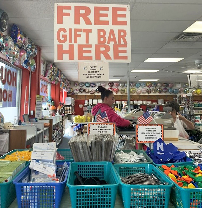 The free gift bar proves that sometimes the best things in life really are free.