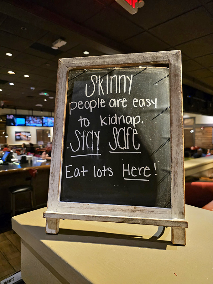 "Skinny people are easy to kidnap" &ndash; Smokey Bones' humor is as rich as their desserts and twice as satisfying.