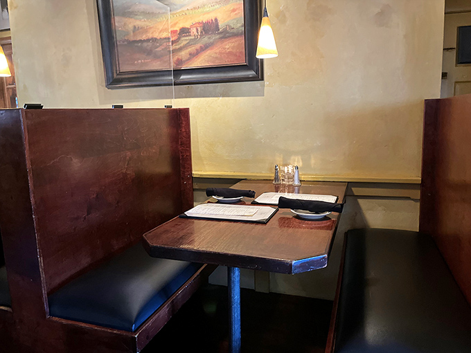 These cozy booths have heard thousands of first dates, anniversary celebrations, and "you've got to try this" exclamations over the years.