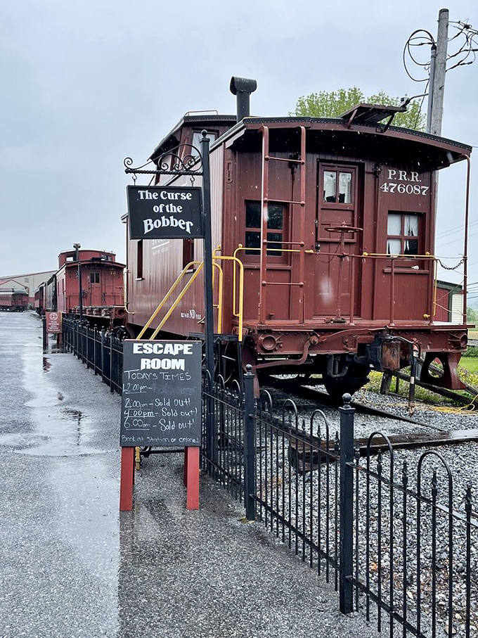 "The Curse of the Bobber" escape room car offers mystery on rails &ndash; solve the puzzles before your time, and the train, runs out!