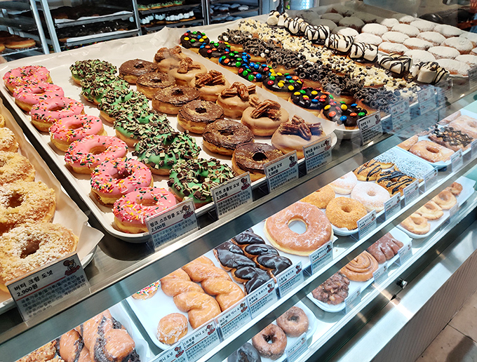A glass case of emotion. This display would make Pavlov's dogs weep with joy &ndash; rows of colorful, perfectly arranged rings of happiness.