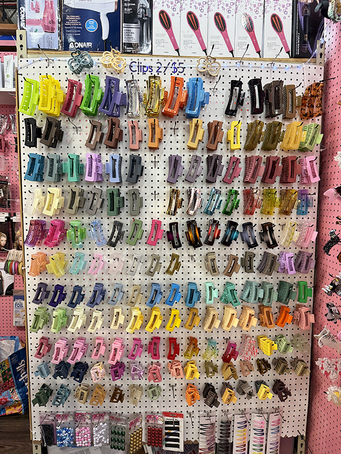 A rainbow of hair clips creates an oddly satisfying color spectrum, proving that sometimes the most mundane items make the most mesmerizing displays.