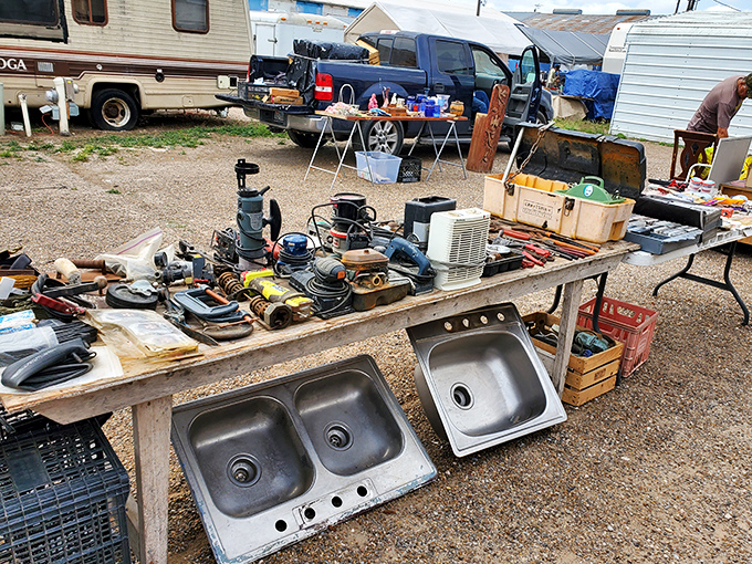 One person's kitchen sink is another's treasure&mdash;a DIY enthusiast's dream where today's castoffs become tomorrow's vintage finds.