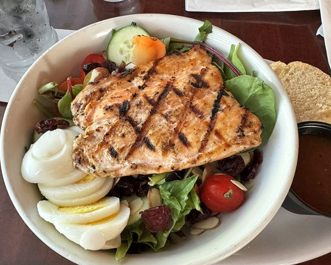 A salad that actually makes you want to eat your vegetables. That grilled chicken didn't skip leg day at the flavor gym.
