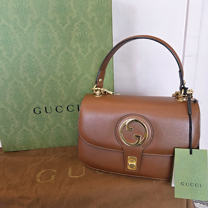 When Gucci meets consignment, even your wallet starts feeling fancy about this unexpected treasure hunt victory.