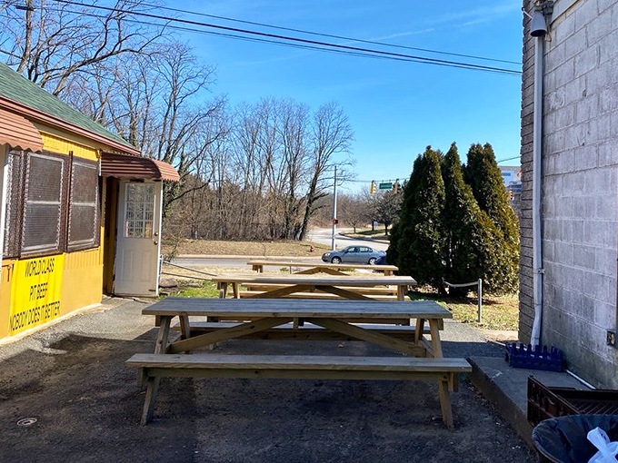 Outdoor seating where you can savor your sandwich while breathing in that intoxicating barbecue aroma.