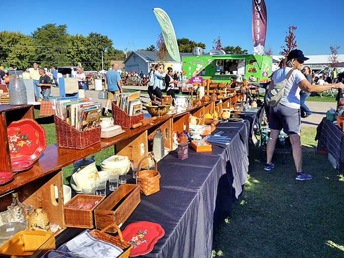 A feast for collectors' eyes—pottery, baskets, and wooden treasures arranged with care, each item patiently waiting for its perfect match to walk by.
